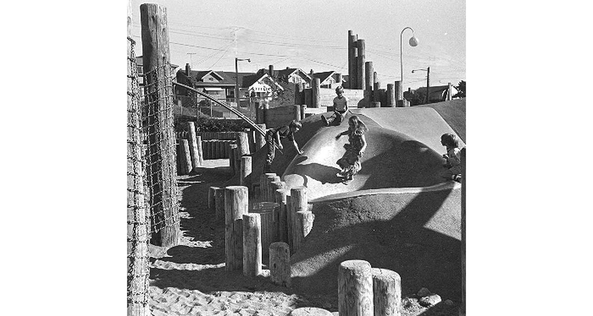 Seattle's Wallingford neighborhood through the years