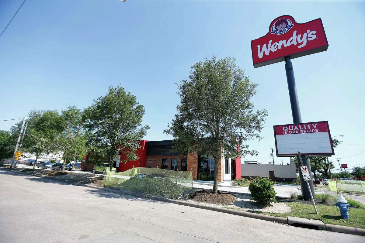 Wendy's 4 for $4 offer value, no substitutions