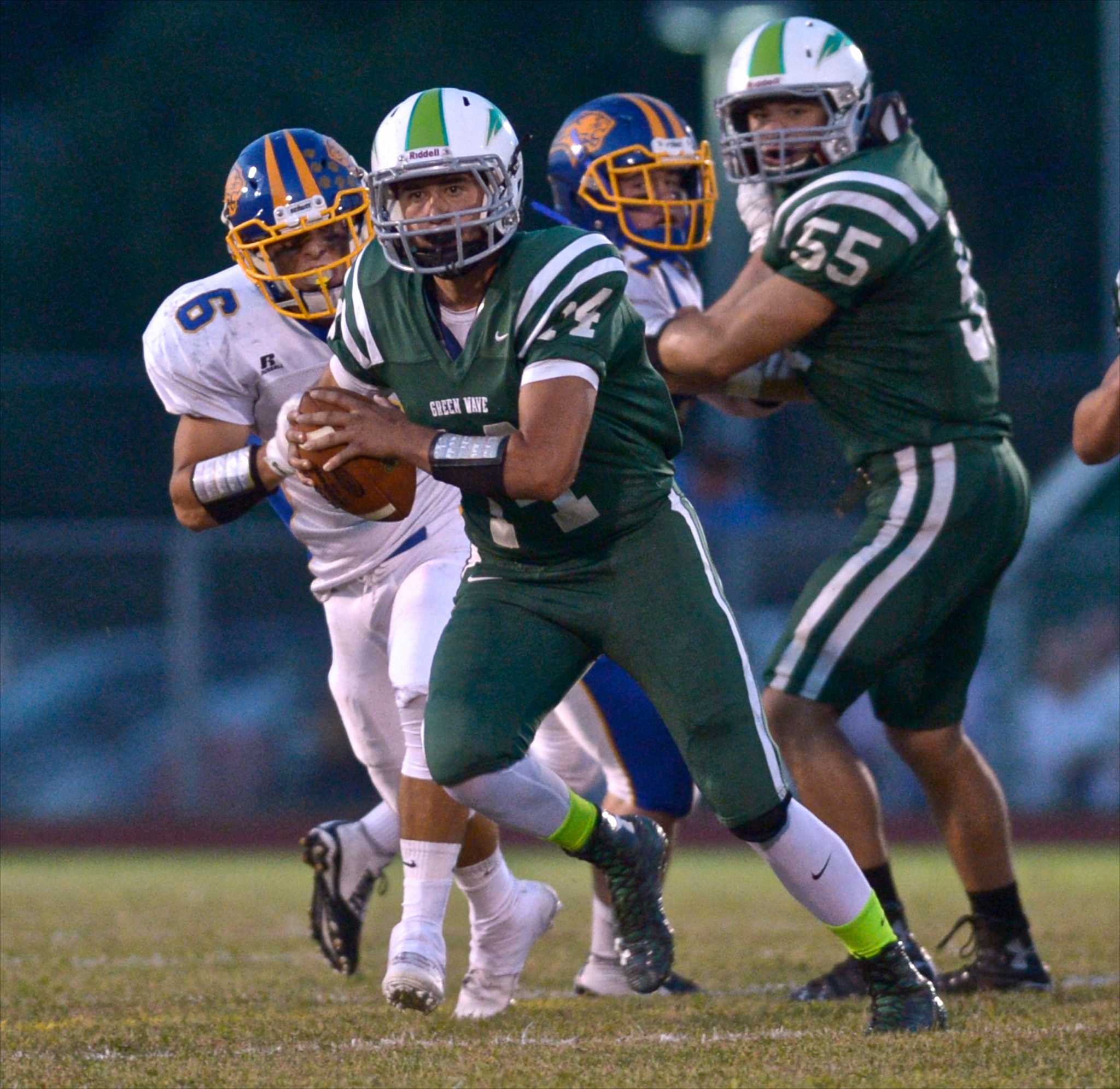 Offense sparks New Milford football