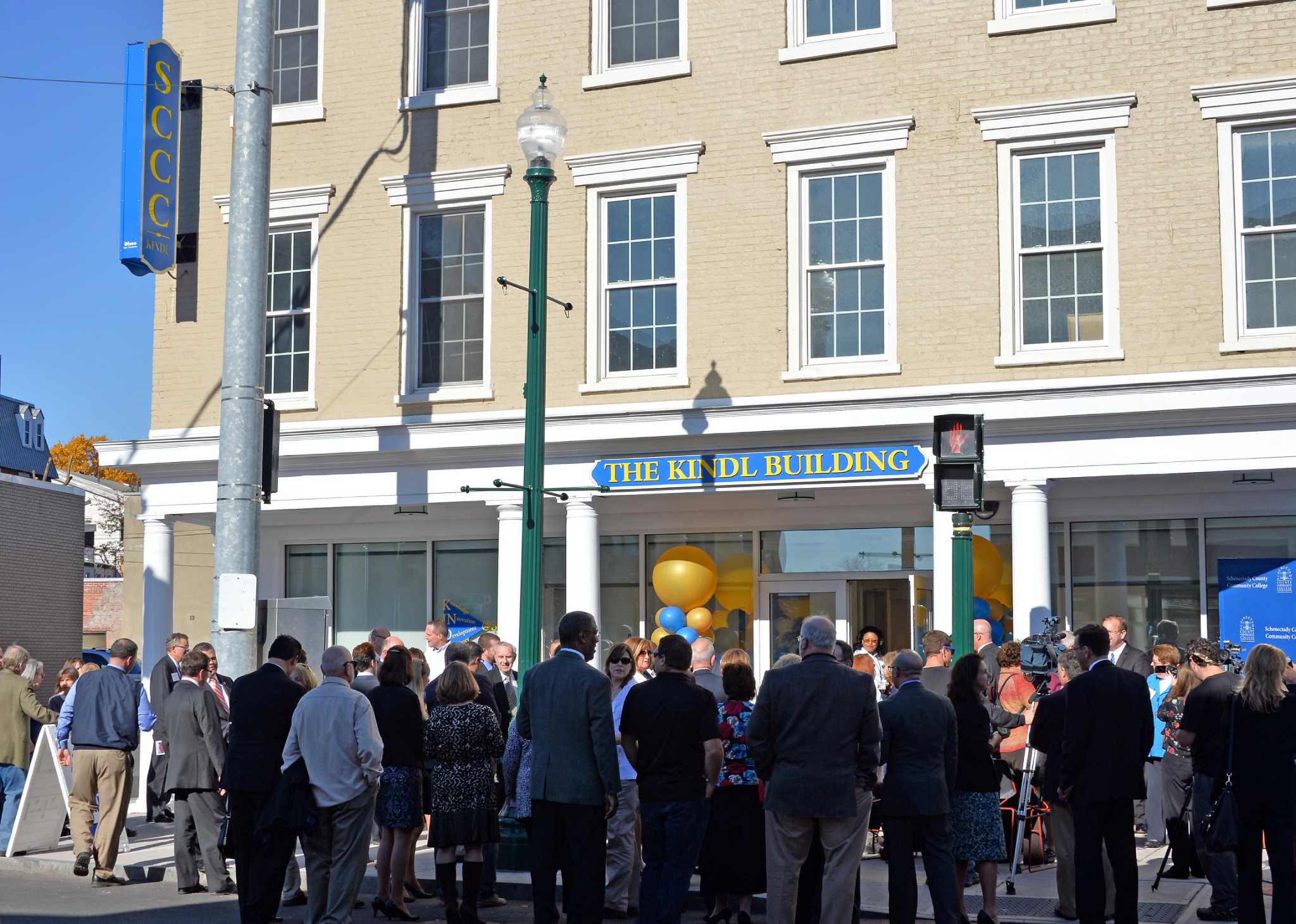 SCCC dedicates Kindl Building on State Street