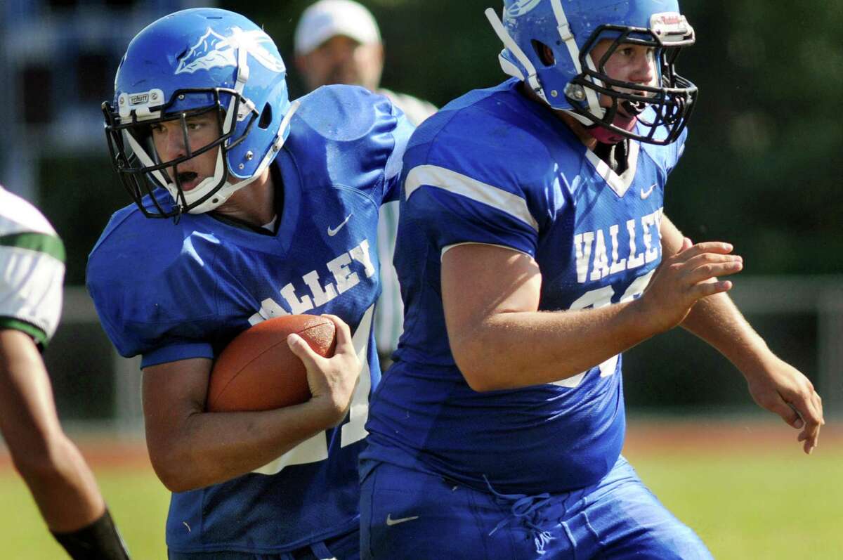 Hoosic Valley football out to make more history in Class C title game