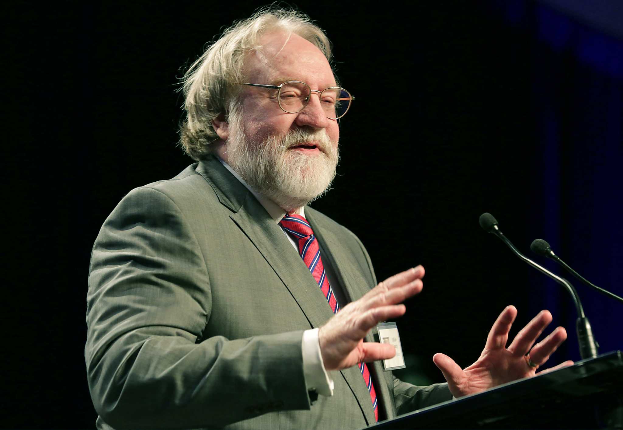 Express-News editor Leary announces retirement