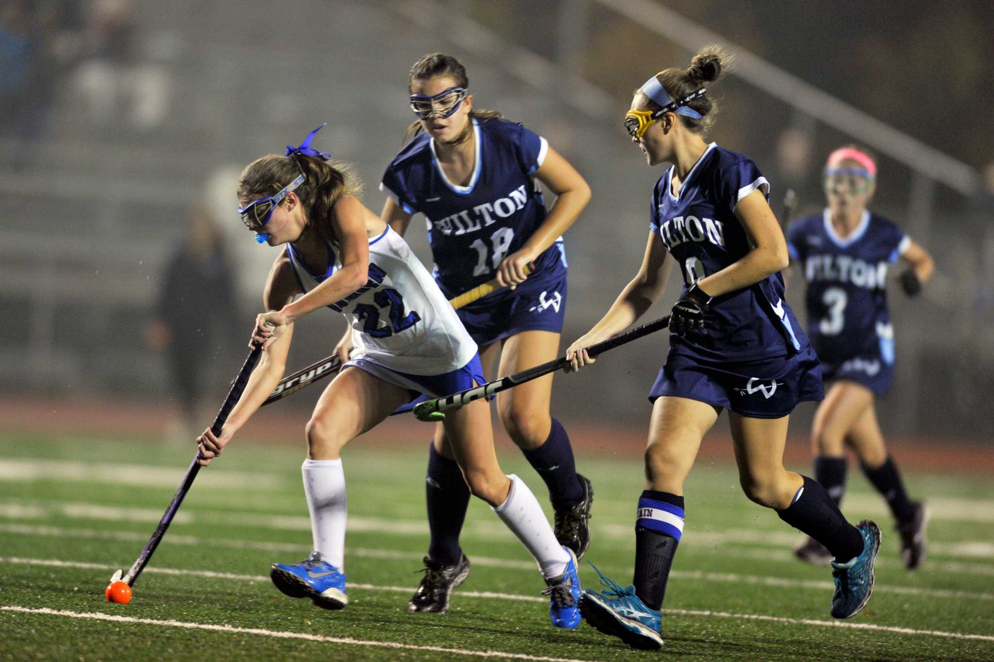 Darien beat Wilton to nets its 10th FCIAC field hockey championship