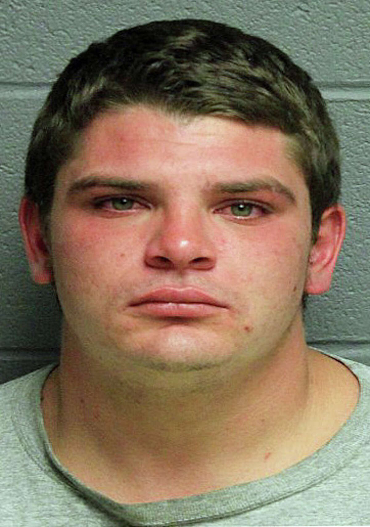 Man arrested in Monroe gas station/store robbery