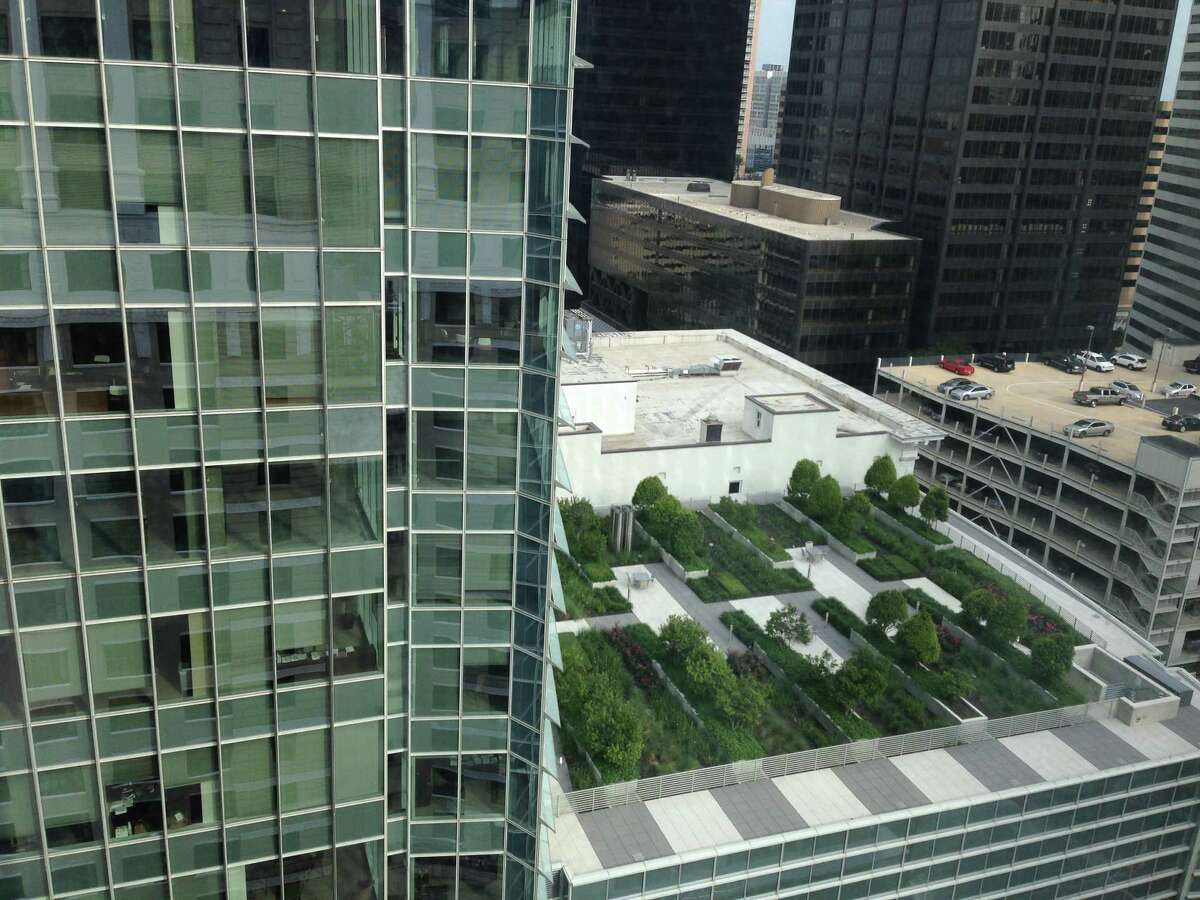 Program helps building owners save green to go green