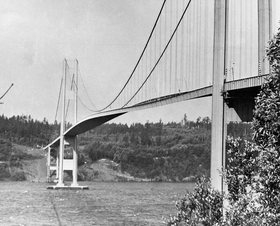 A Tacoma Narrows 'Galloping Gertie' bridge-collapse surprise, 75 years ...