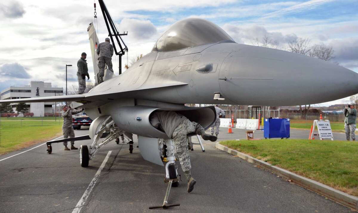 For Desert Storm F-16, a new home