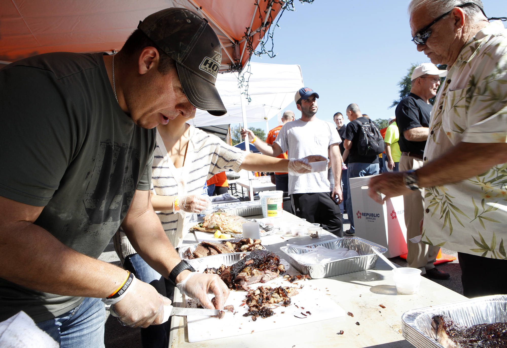 Kosher barbecue a Texas-size event