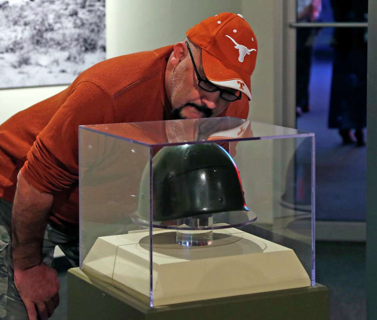 Exhibit honors Texans’ role in World War II