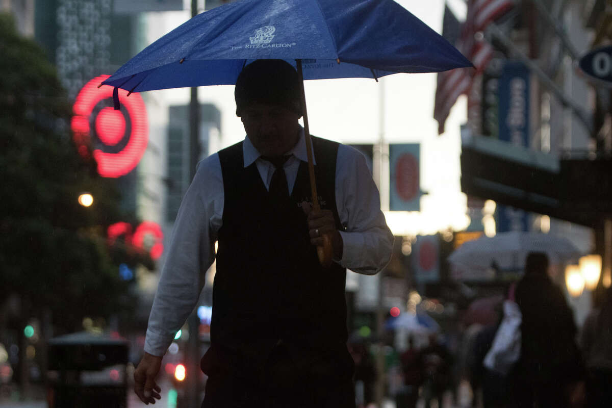 Thunderstorm in Bay Area means snow in the Sierra