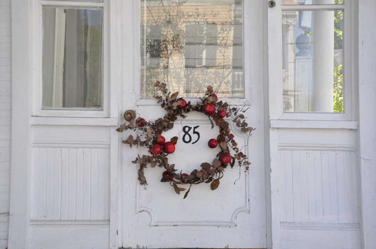 Adore your door: 5 tips for unlocking a welcoming fall entryway