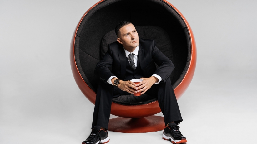 How This Entrepreneur Went From Trailer Park to Partners With Facebook ...