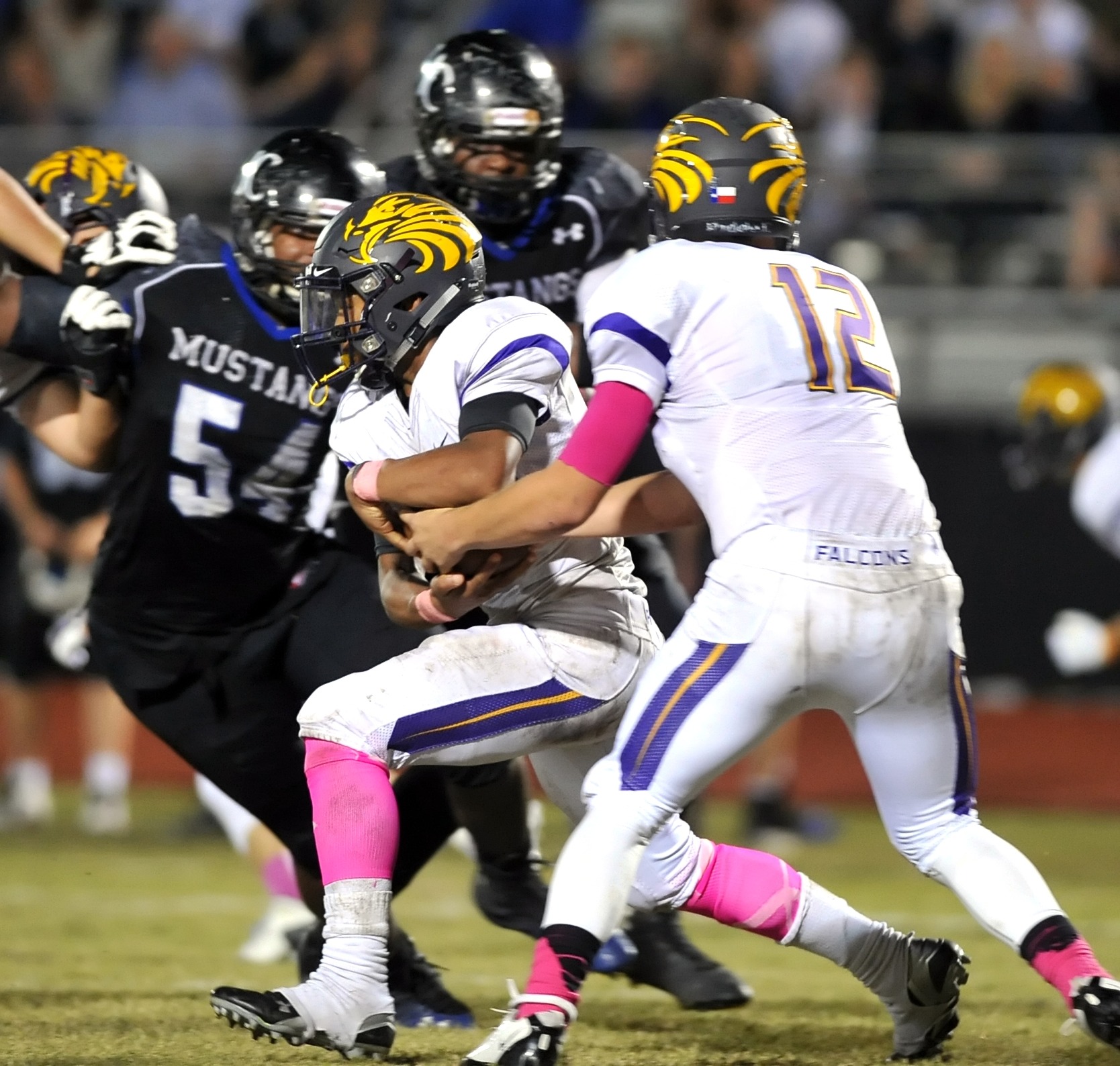 Kinkaid regains football crown