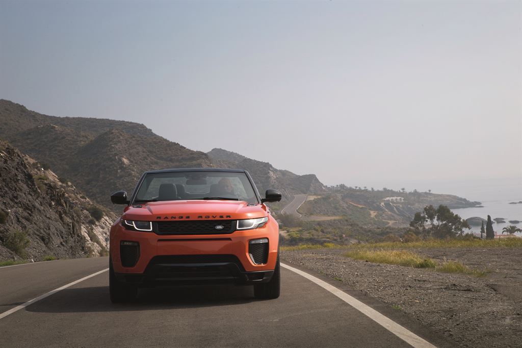 Range Rover unveils world's first convertible luxury SUV