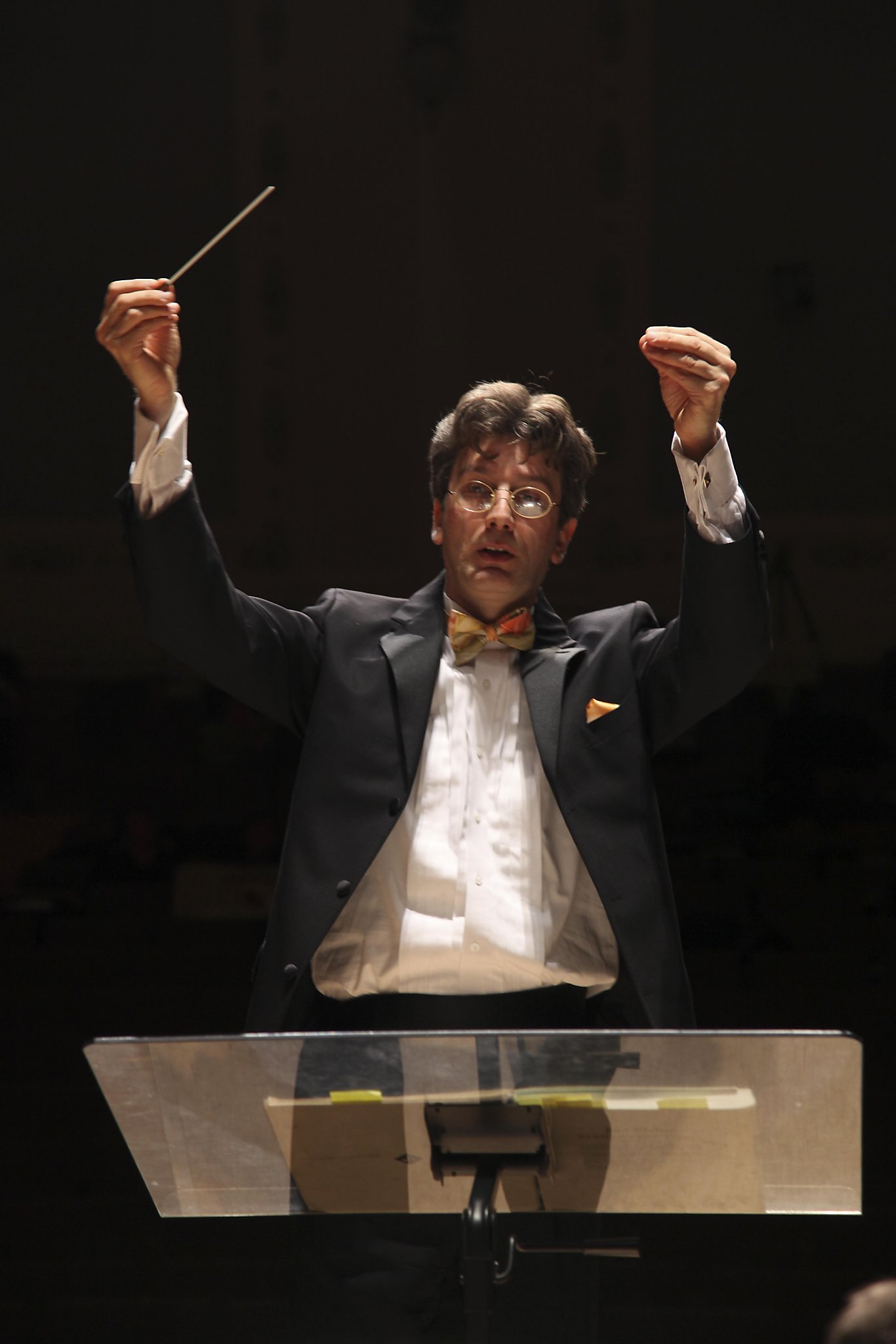 Music to celebrate the end of a war