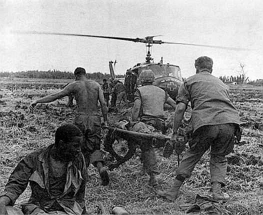 Legislation seeks to honor 'Dustoff' pilots from Vietnam - Houston ...