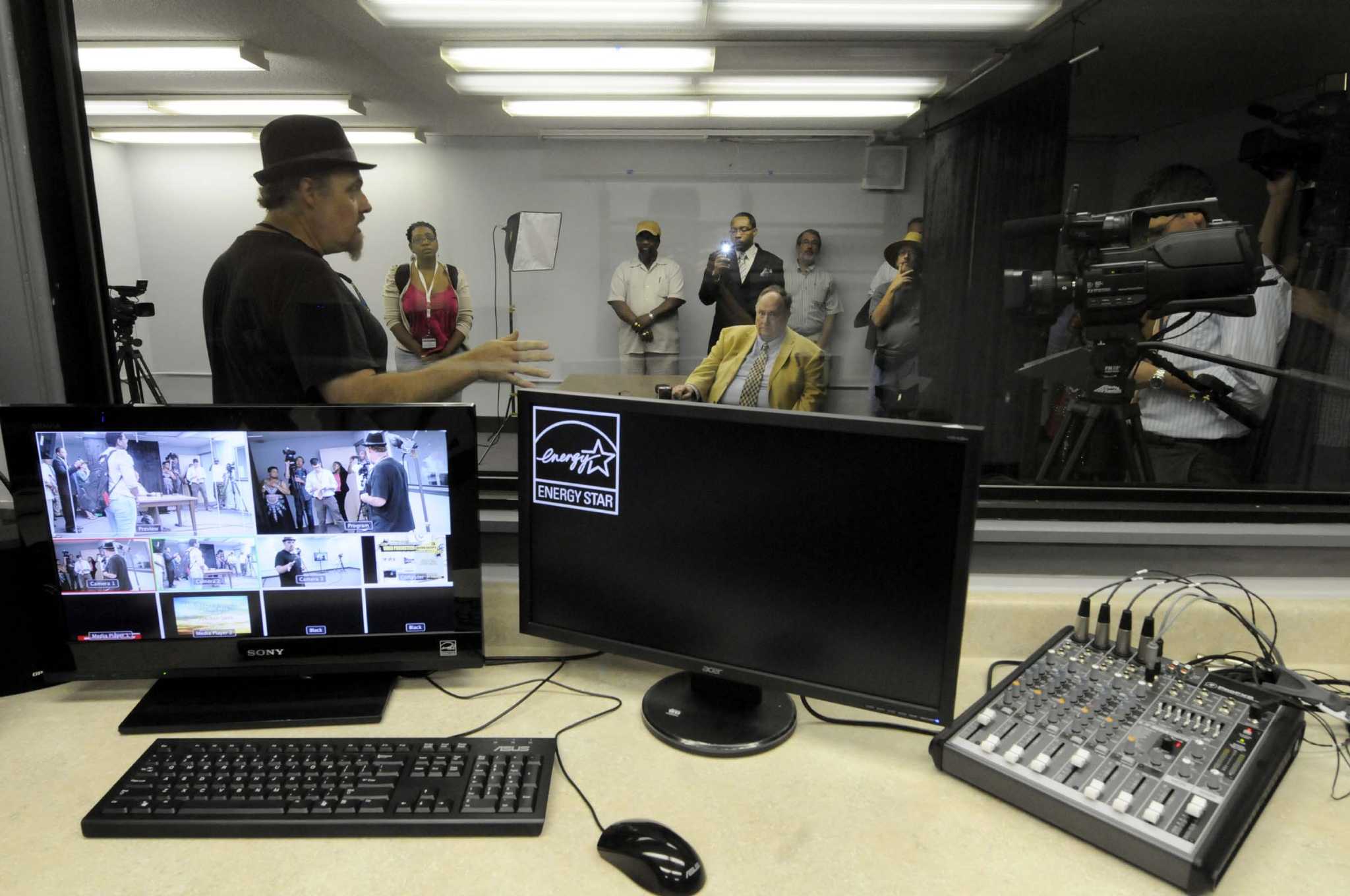 Albany considers 2 options for public access TV station
