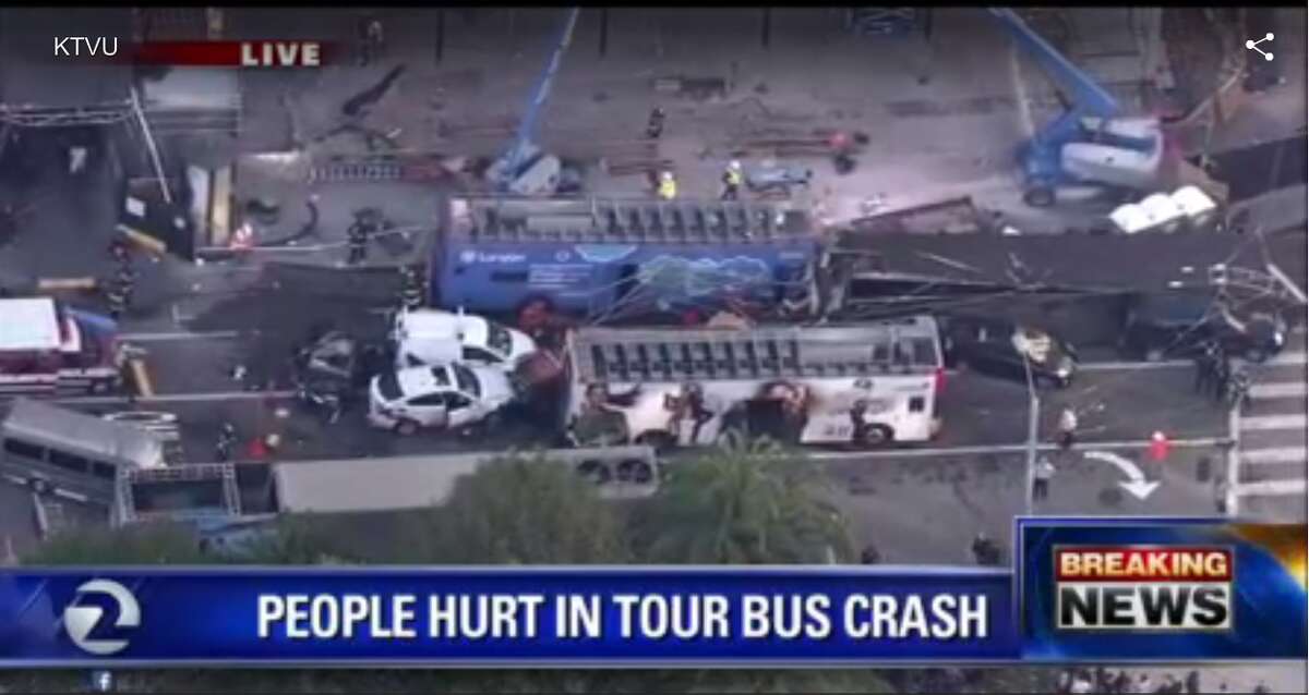 Tour bus crashes at S.F.’s Union Square: 20 hurt