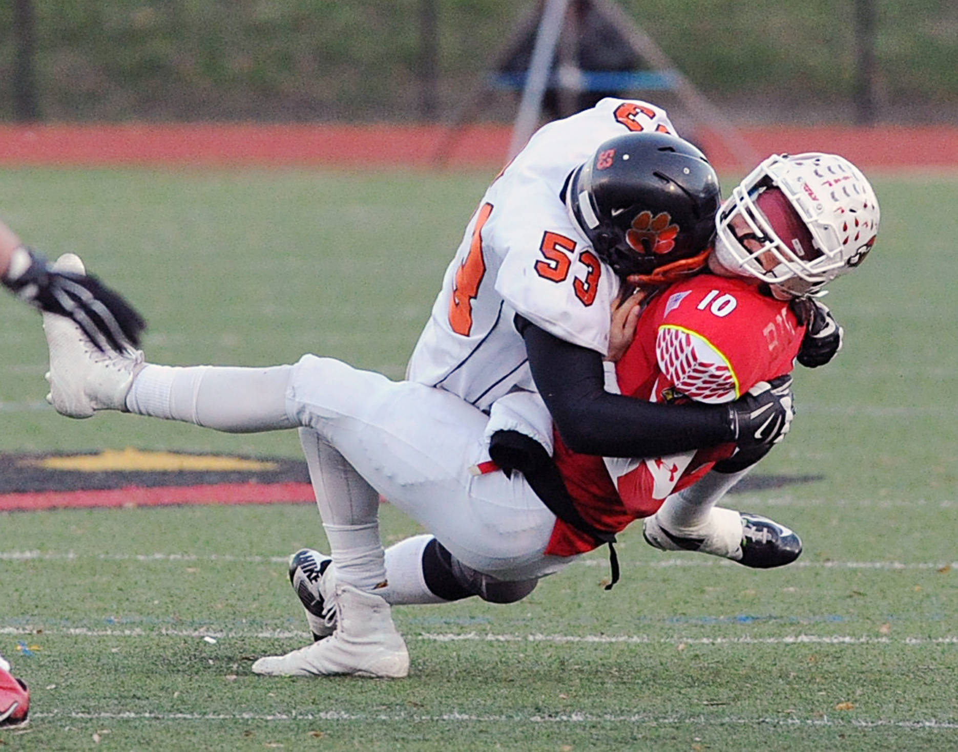 Ridgefield football team rolls past Greenwich, improves to 6-2