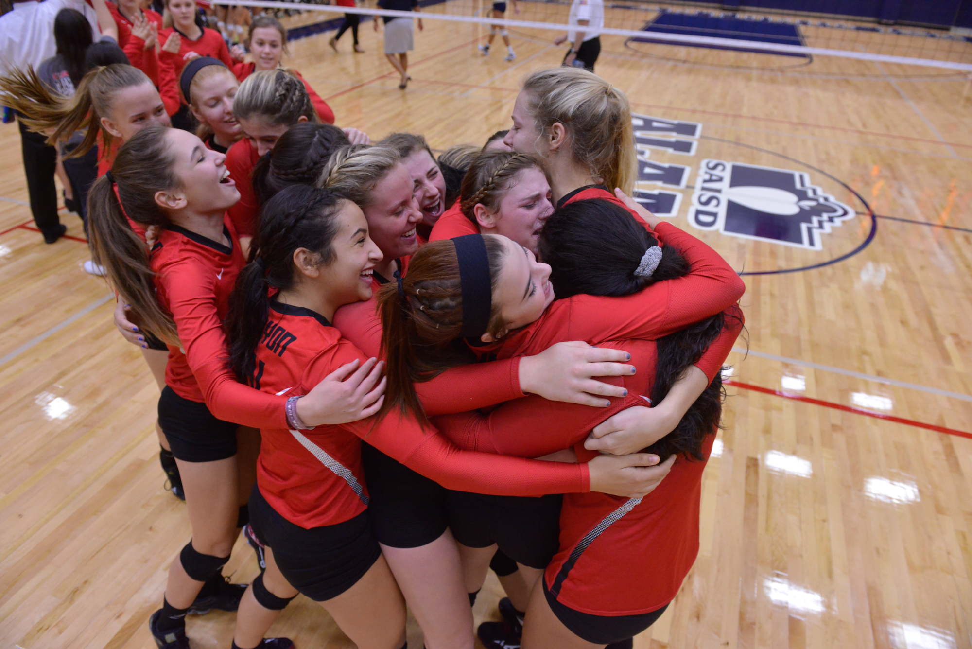 Cougarettes sweep O’Connor, land state berth