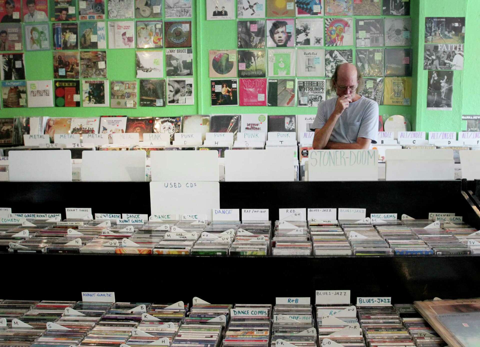 Vinal Edge, one of Houston's favorite record stores, turns 30 years old ...