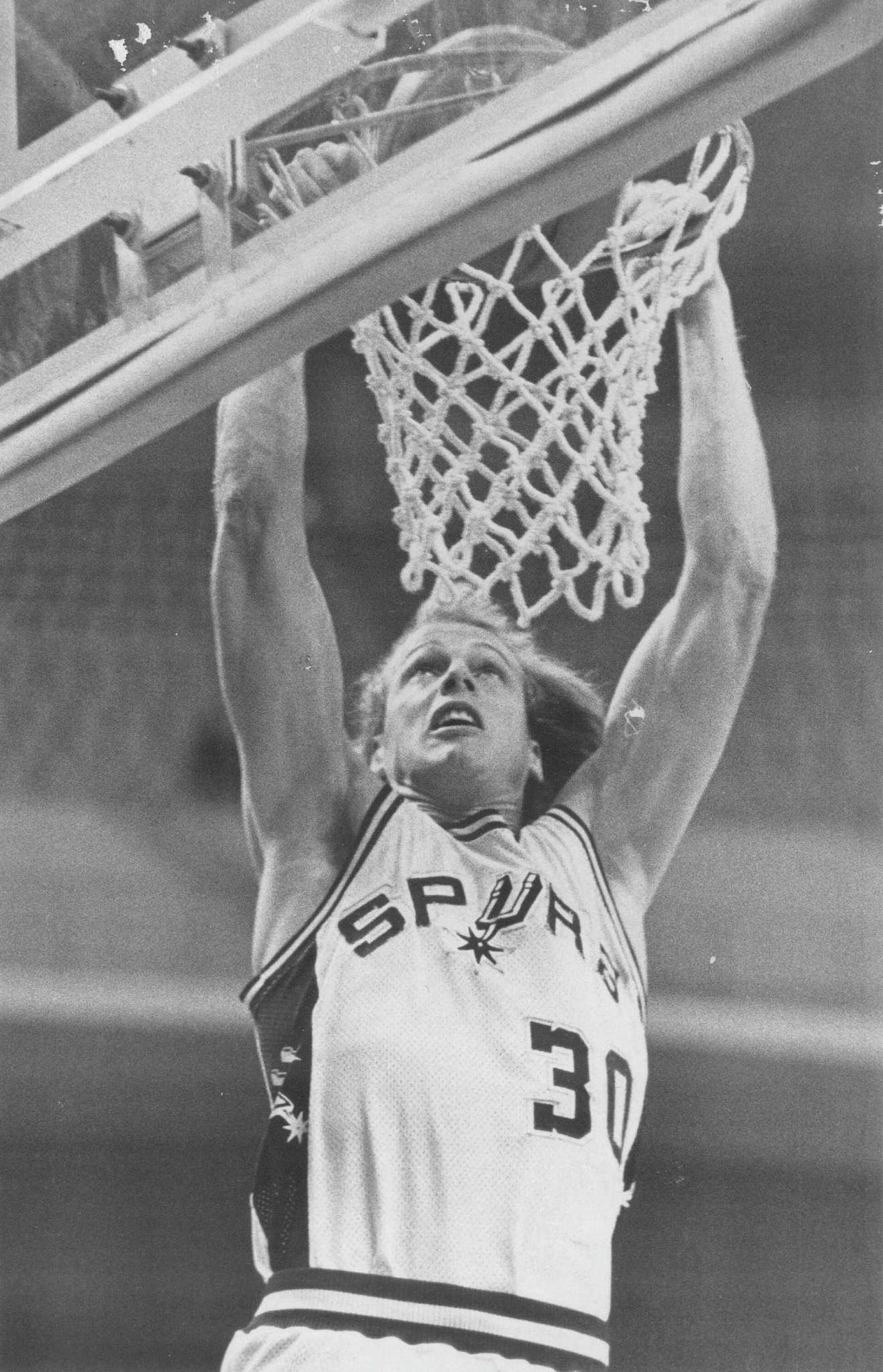 Spurs’ ‘Bruise Brother’ says NBA too soft