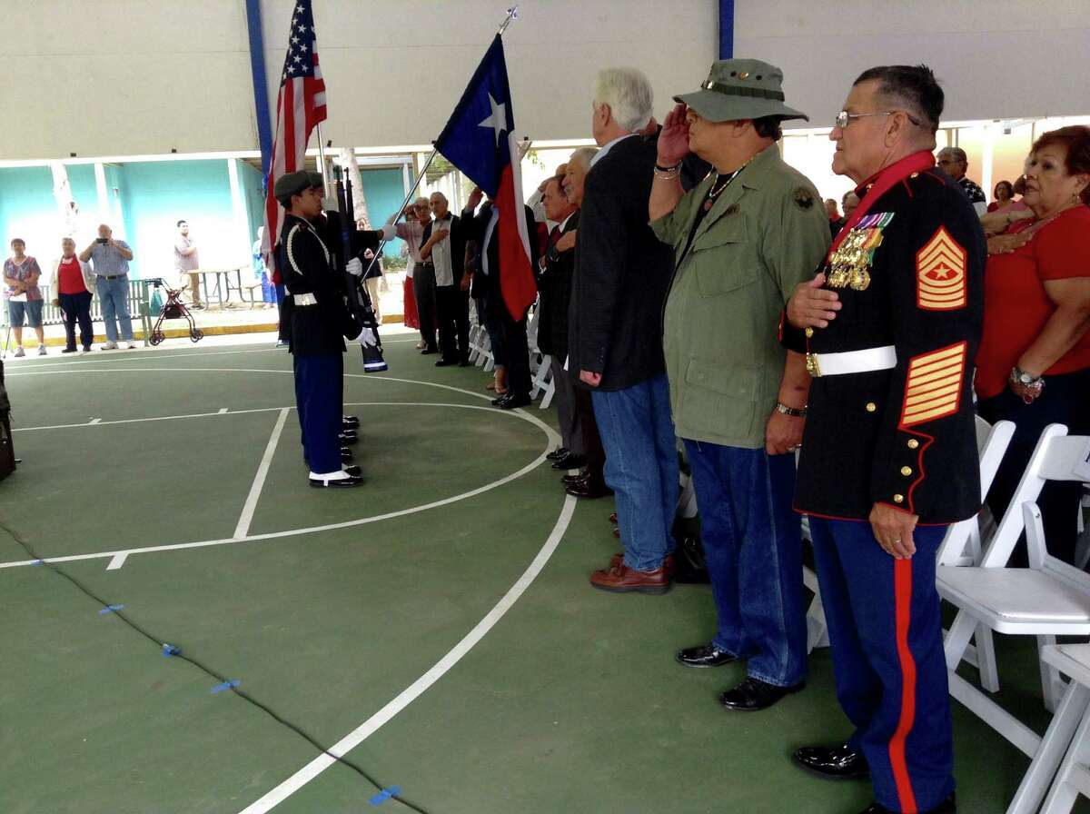 Decorated Marine returns to West Side neighborhood