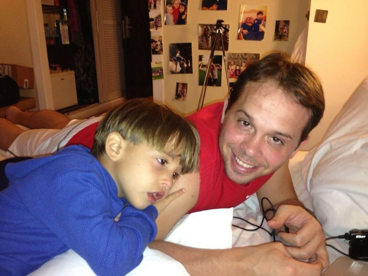 Senators call for return of Houston boy, allegedly kidnapped by mother