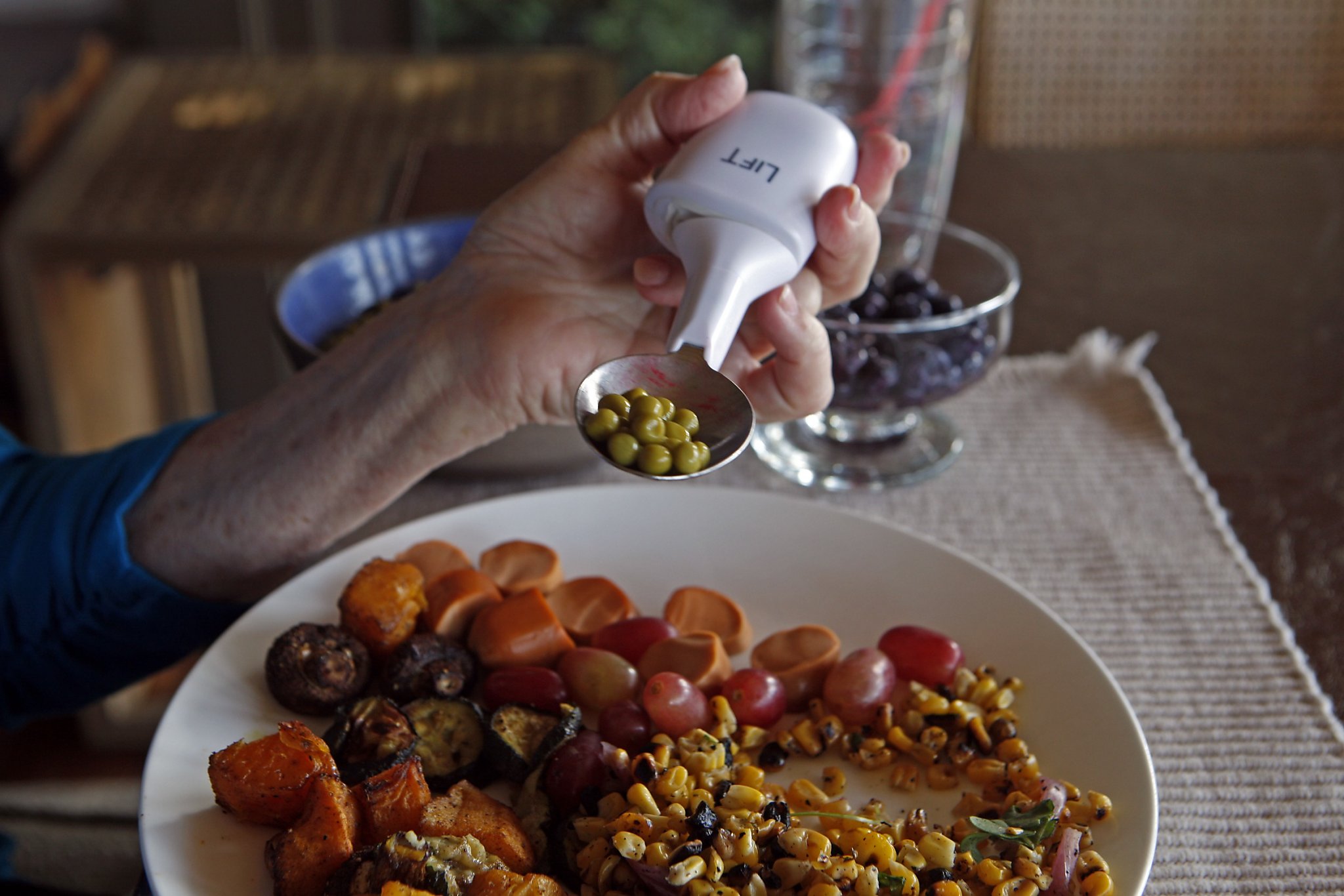 Liftware drops smart spoon price to help people with hand tremors