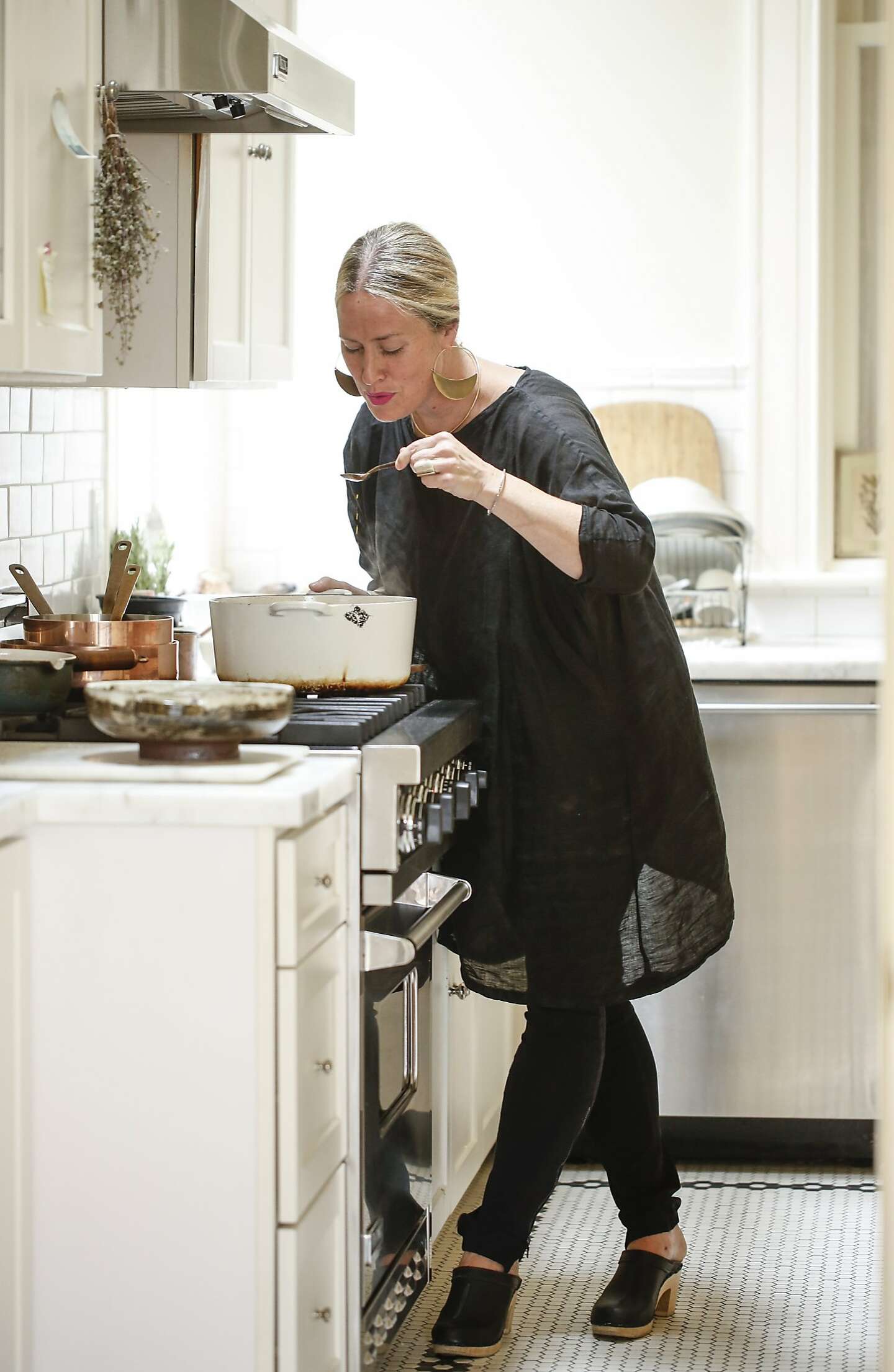 Heidi Swanson’s tips for an easy, elegant holiday gathering