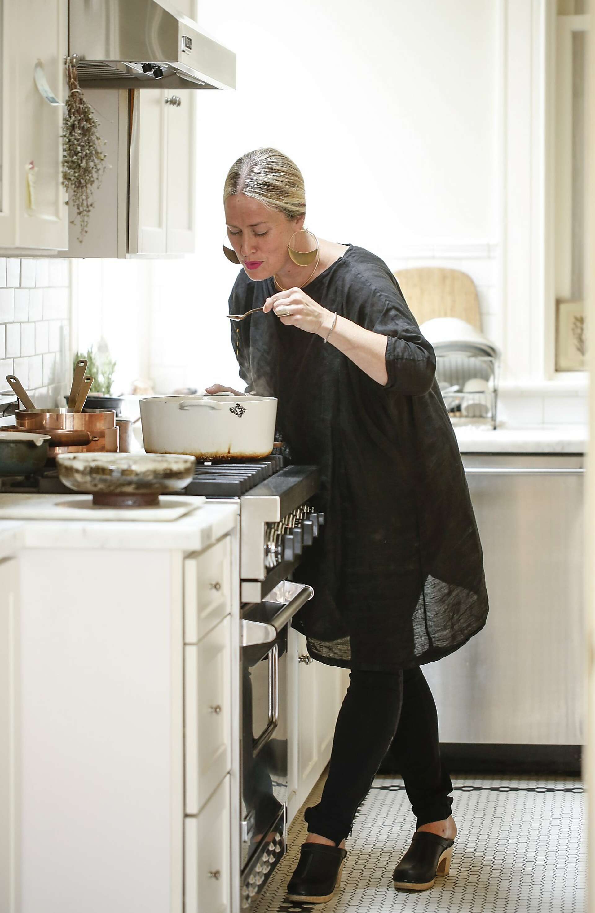 Heidi Swanson’s tips for an easy, elegant holiday gathering