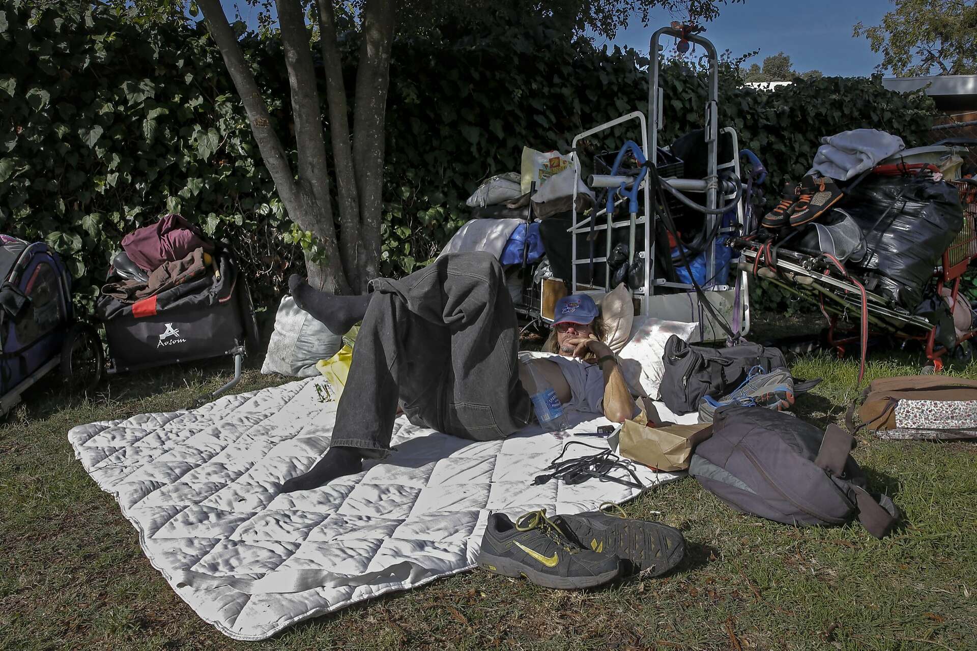 Berkeley’s homeless feel squeezed as neighbors seek clampdown