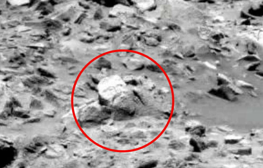 'Alien faces' in NASA's Mars rover photos subject of latest 'discovery ...