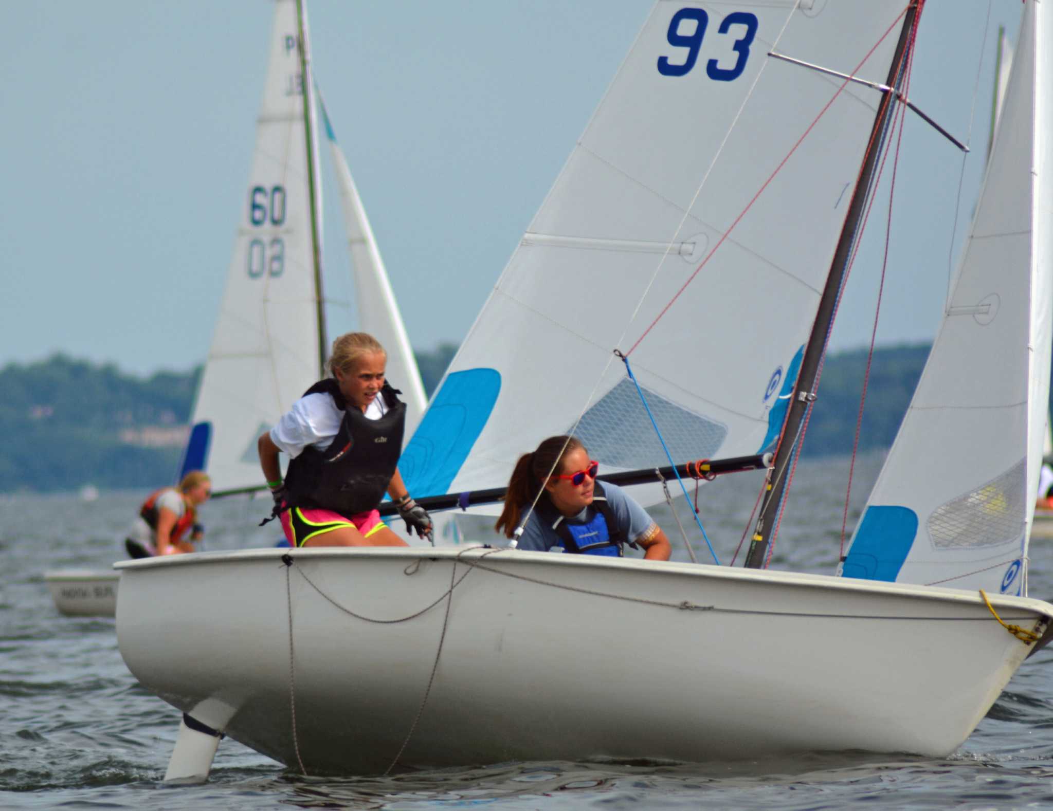 Darien duo win top sailing award from JSA