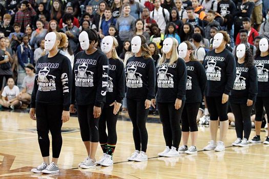 Video: Steele High School moms 'Nae Nae,' 'Hit the Quan' during pep ...