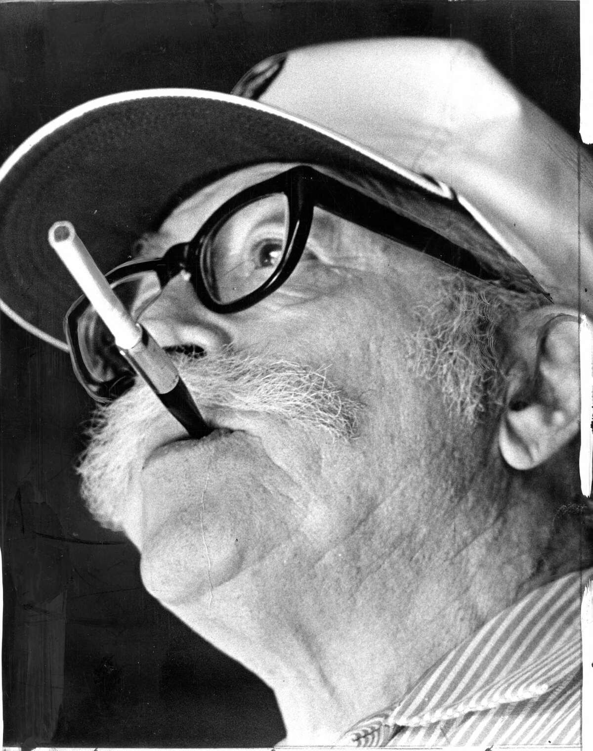 ‘Trumbo’: A writer copes with the Communist witch hunt