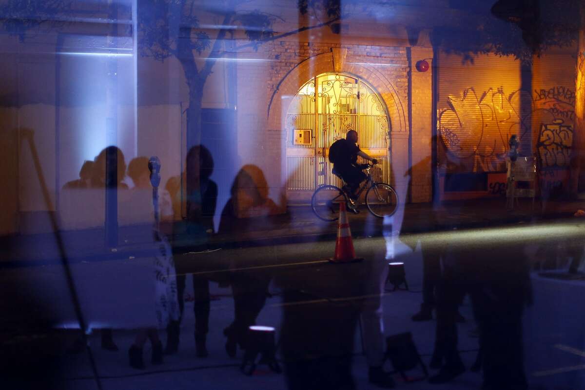 Tenderloin crawl connects a growing community