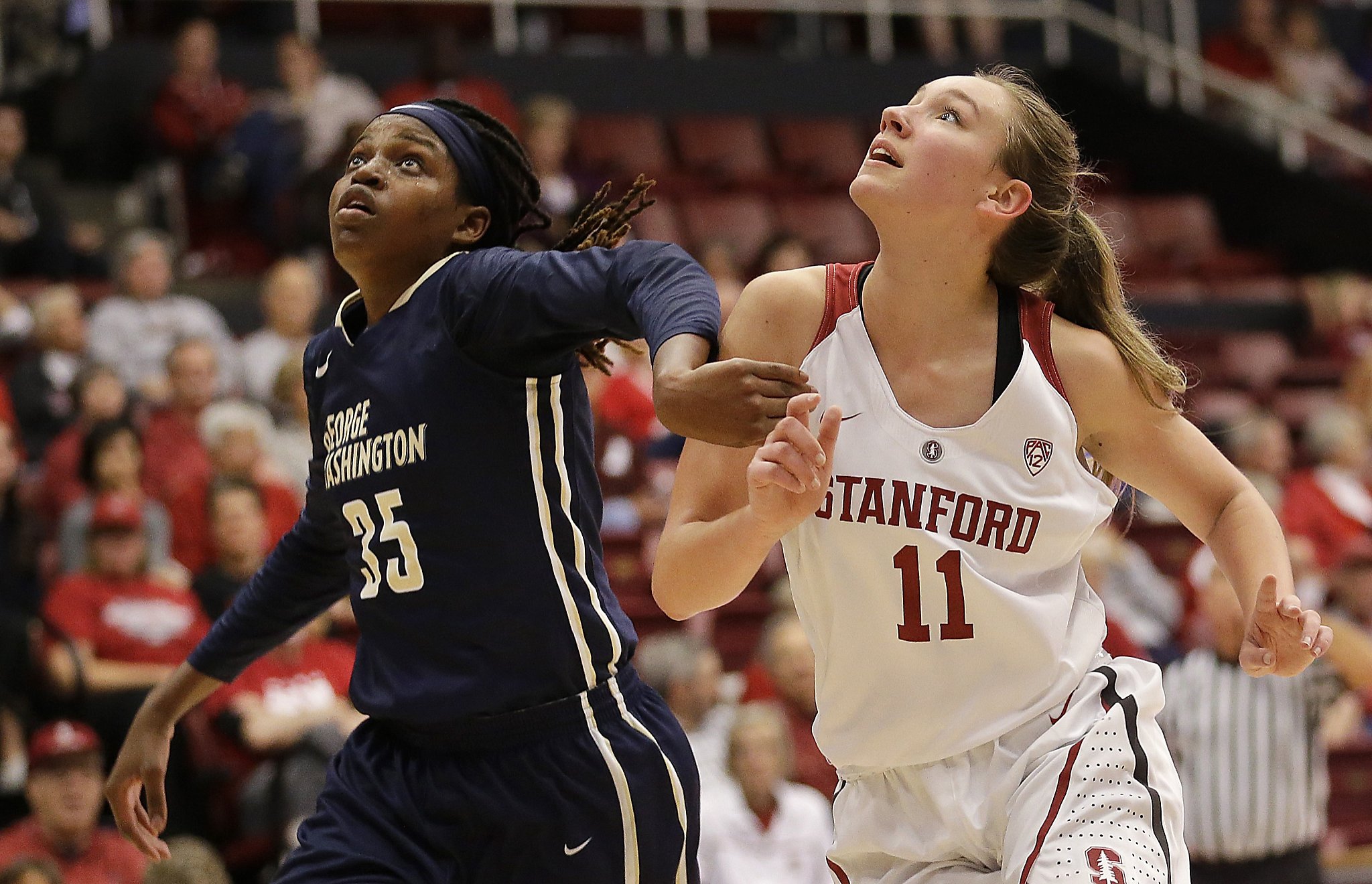 No. 15 Stanford women rout George Washington