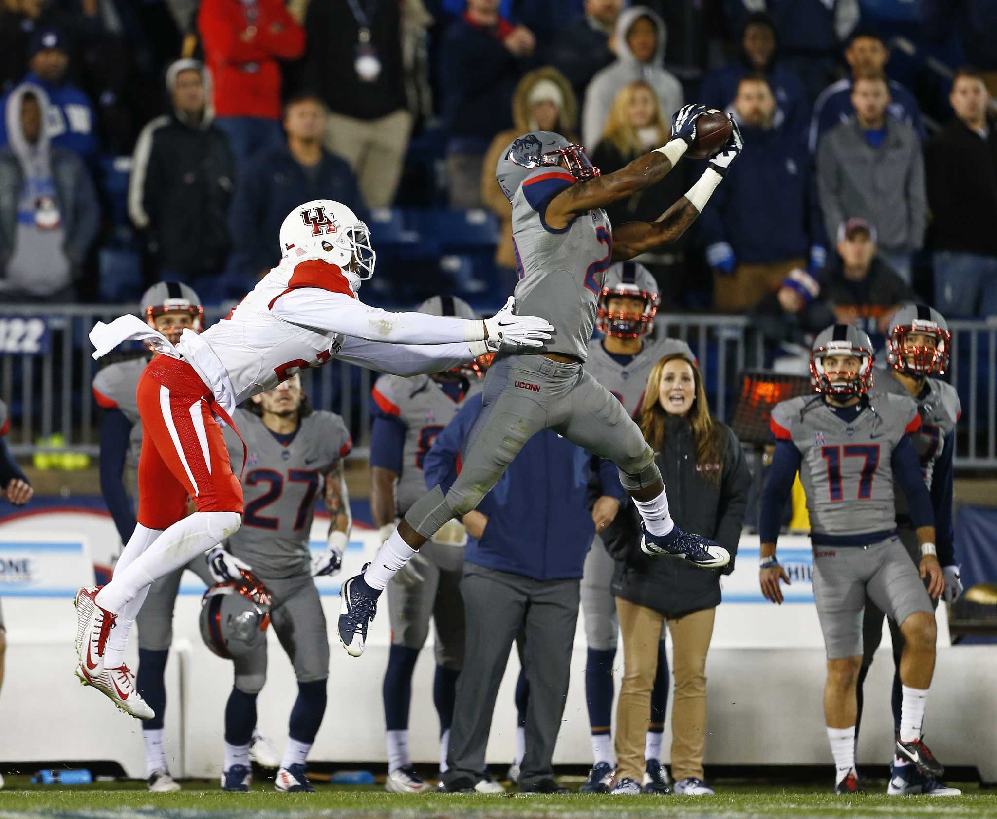 Connecticut 20, UH 17