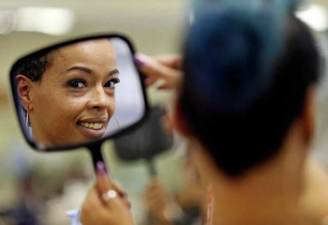 Niki Symone on cutting songs and cutting hair