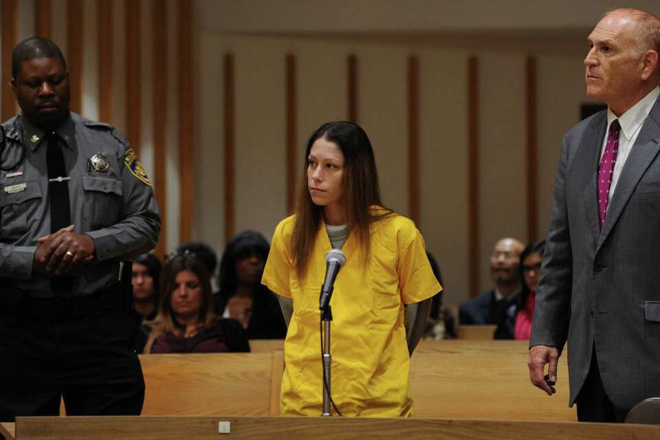 Valiante faces 8 years in murder of boyfriend’s parents