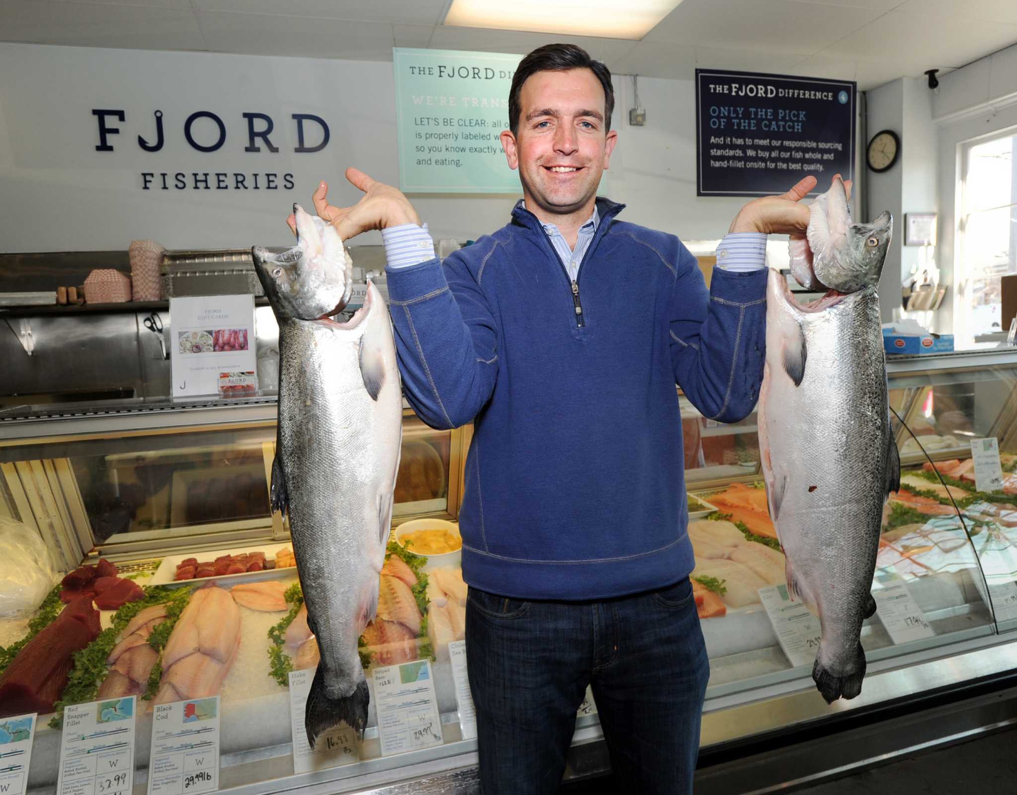 Fish merchants reject GMO salmon ruling