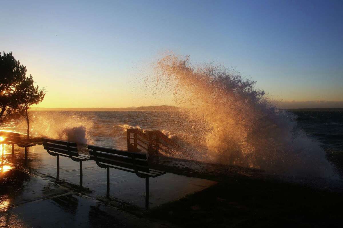 Super-low tides are coming to the West Coast starting next week. Here's ...