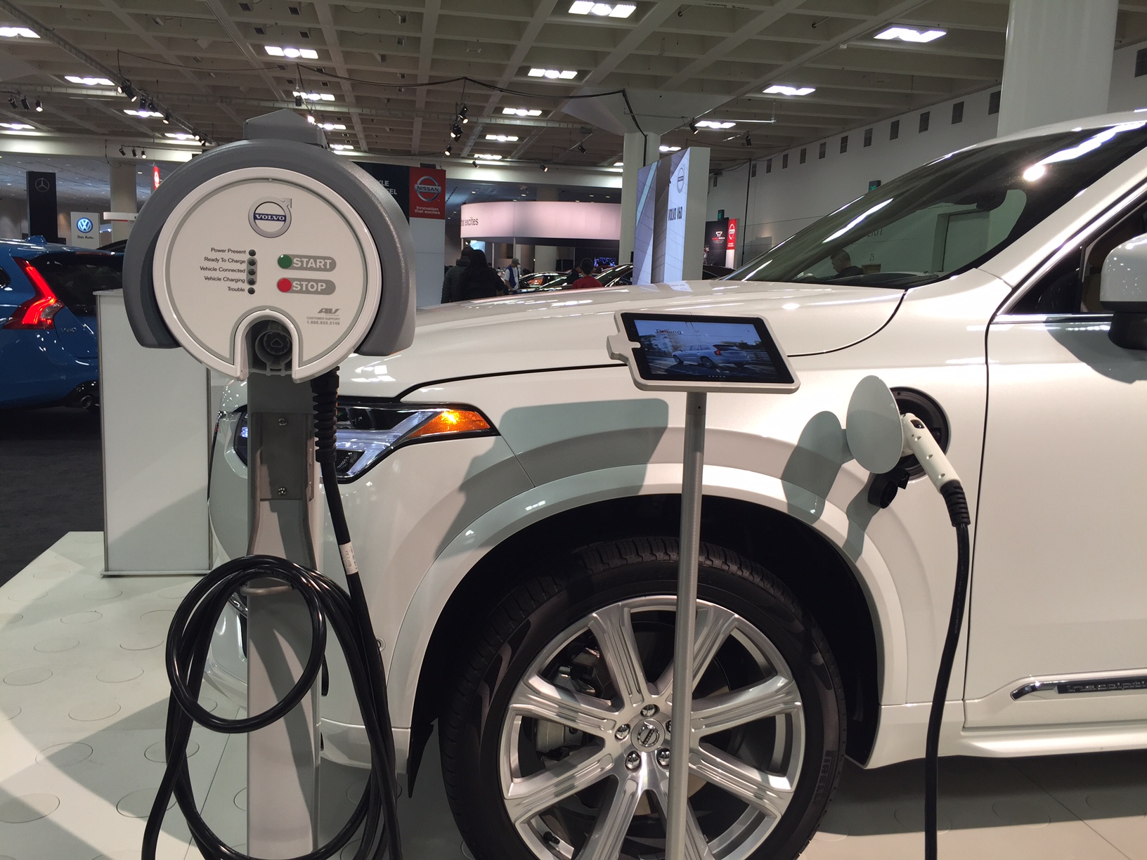 Innovation and alternative fuel technology at the S.F. Auto Show