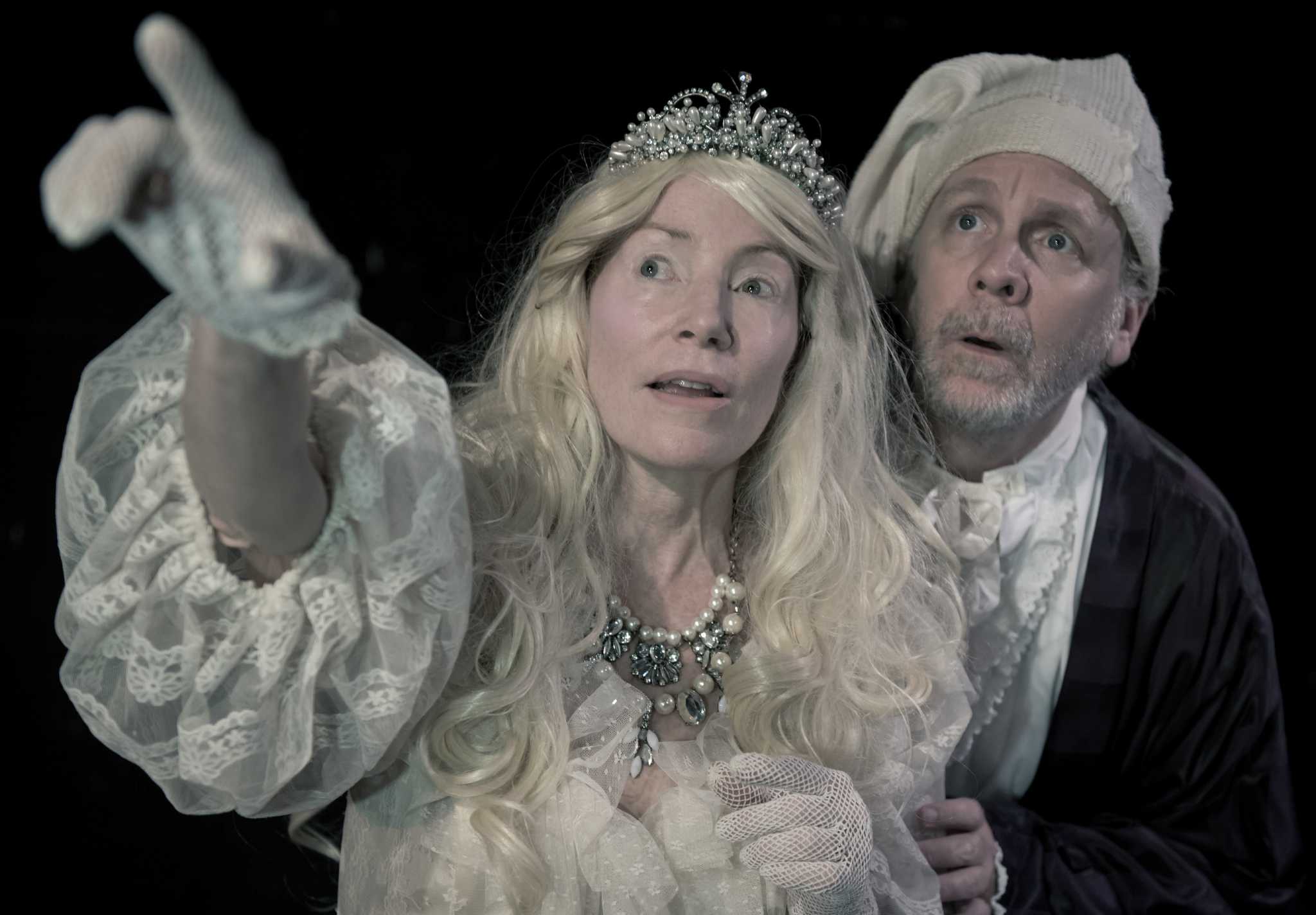 Playhouse tunes up a new ‘Christmas Carol’