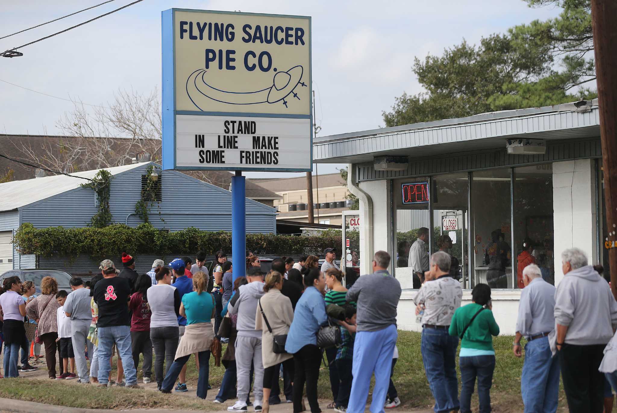 Long lines move quickly for pies