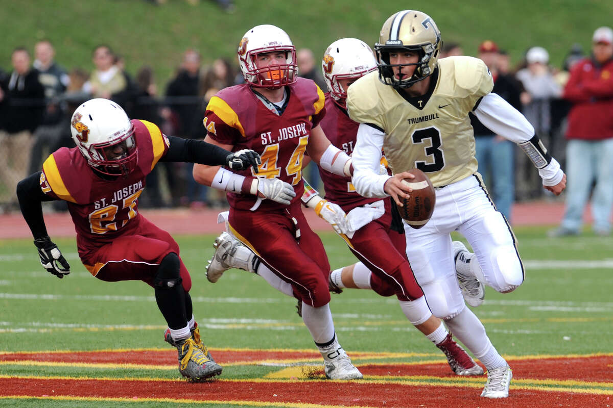 St. Joseph beats Trumbull to reach Class M playoffs