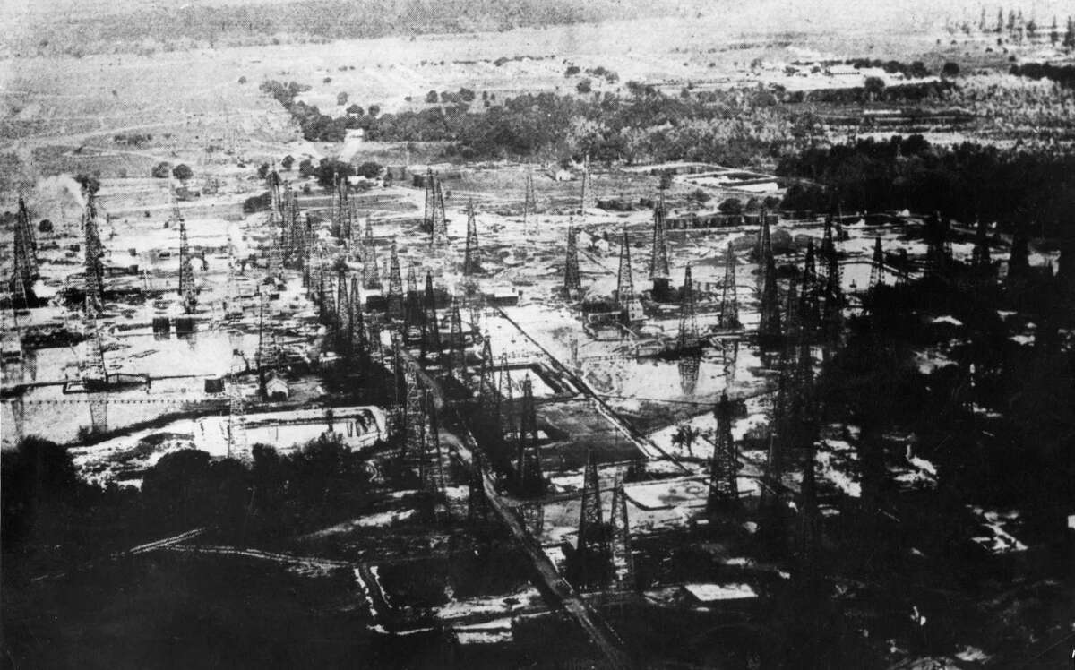 Historical photos show life during the oil boom in Texas