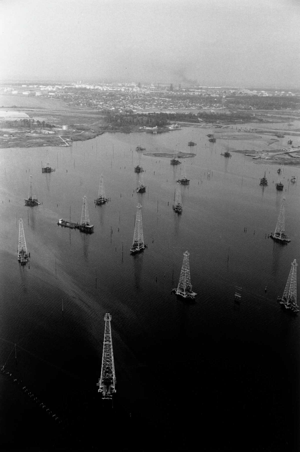 Historical photos show life during the oil boom in Texas