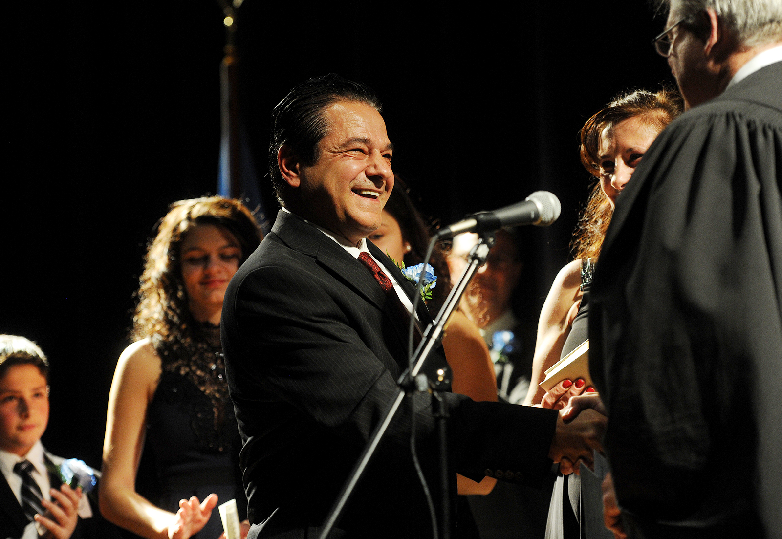 Cassetti sworn in for second term